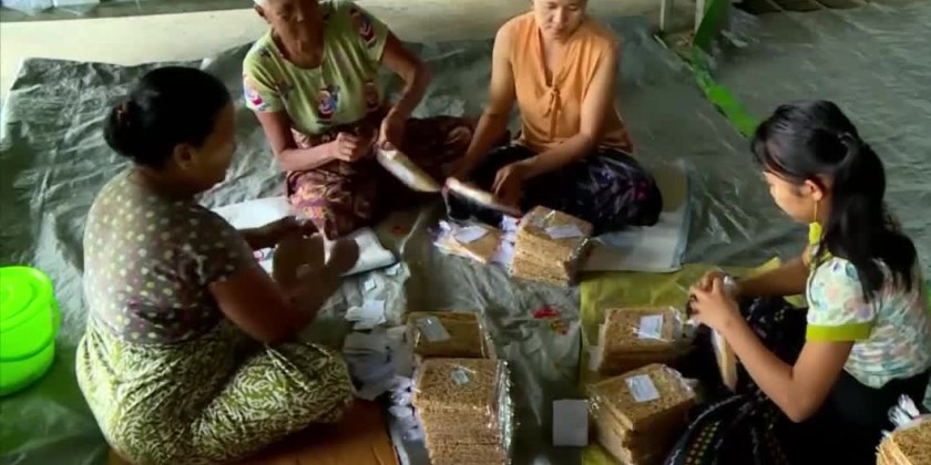 A well-known local snack : Ma-Yway, local snack of Hinthada District ...