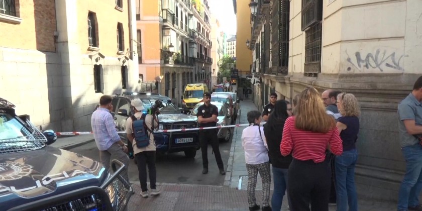 A building under renovation partially collapsed in central Madrid ...