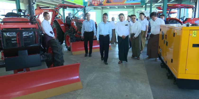 Inspection Tour: MoC Union Minister inspected factories and farms ...