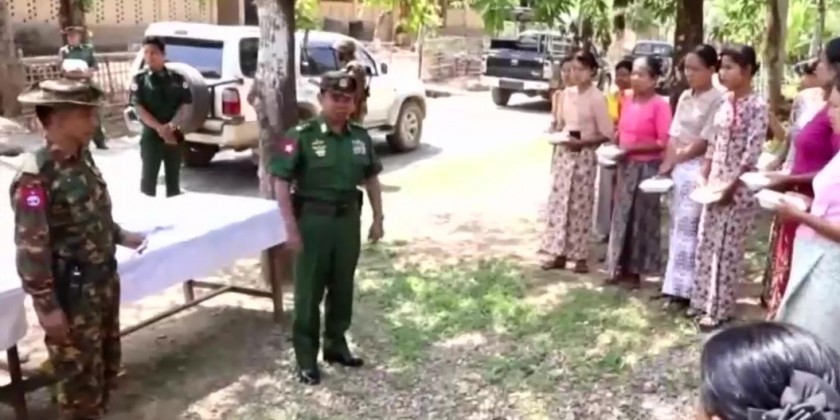 Donation in Rakhine State: Rice boxes and food items donation in Sittwe ...