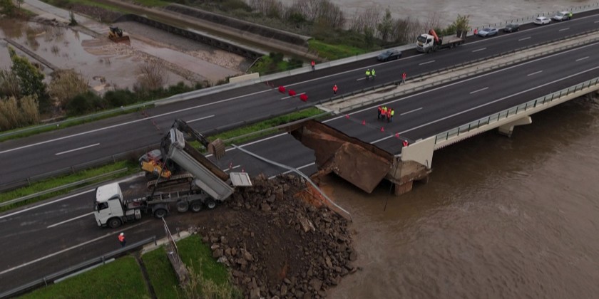 Viaduct on Portuguese highway collapses amid storms, floods | Myanmar ...