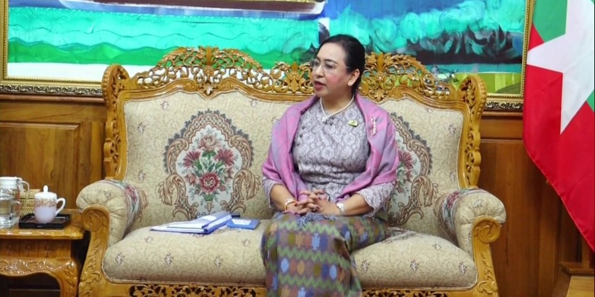 Receiving UNICEF Representative: MIFER UM received UNICEF resident ...