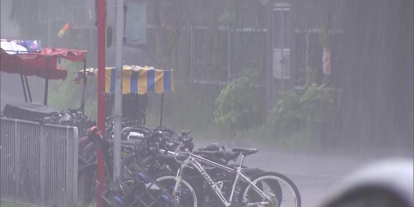 Red rainstorm warning signal issued 3 times in Hong Kong | Myanmar ...