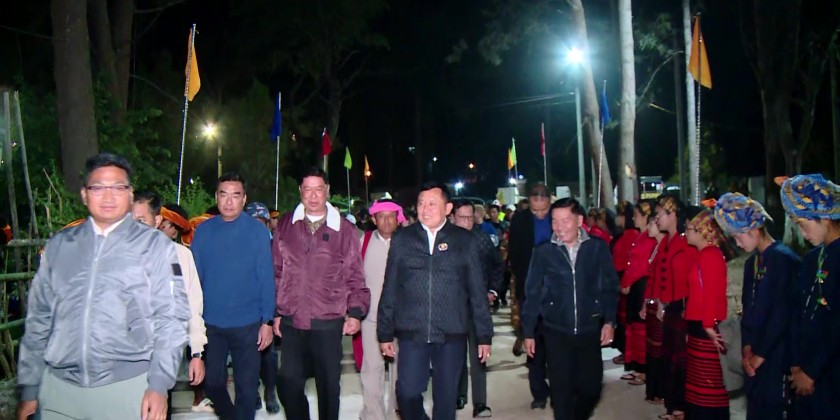 Traditional Festival in Kalaw :Mee Shaw Dine (Fire Pole) & Mee Kyar San ...