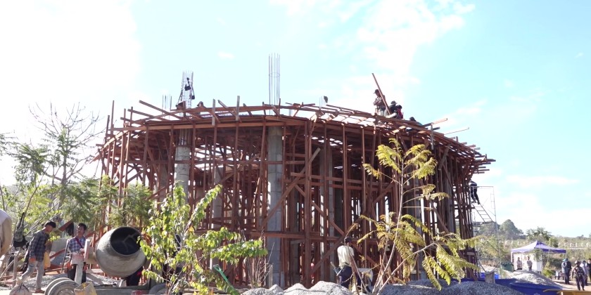 Inspection of Road Paving: Shan State CM inspected concrete road paving ...