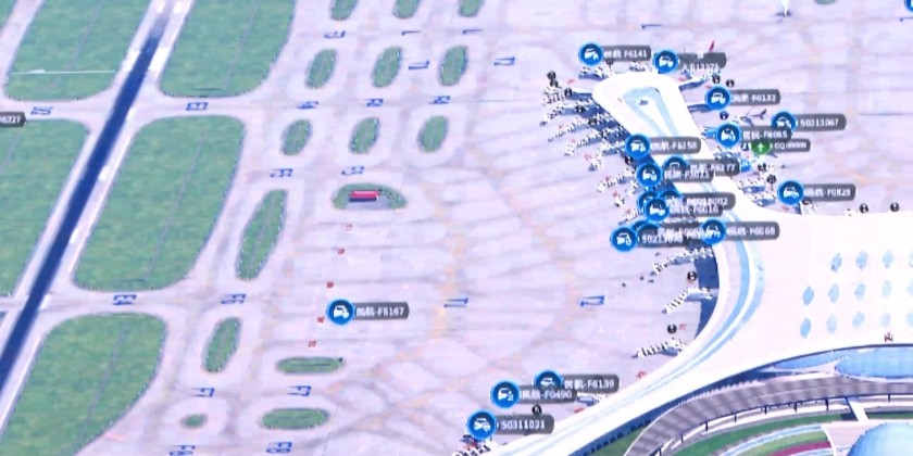 The world’s first smart unmanned aircraft boarding bridge docking ...