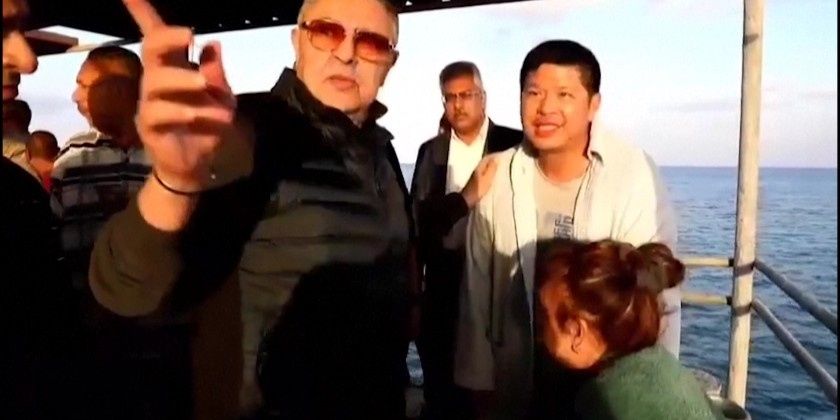 Egypt says over a dozen missing after Red Sea tourist boat capsizes ...