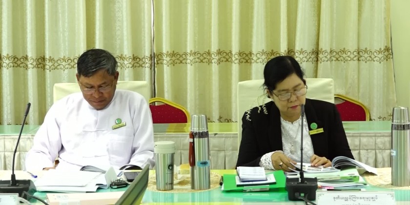 Rural Development: MCRD Union Minister discusses development projects ...