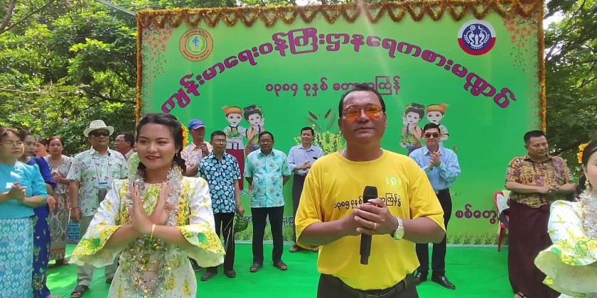 Thingyan in Sittwe :Locals enjoyed Akyat Day of Thingyan Festival ...