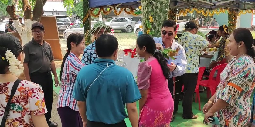 Thingyan in Sittwe :Locals enjoyed Akyat Day of Thingyan Festival ...