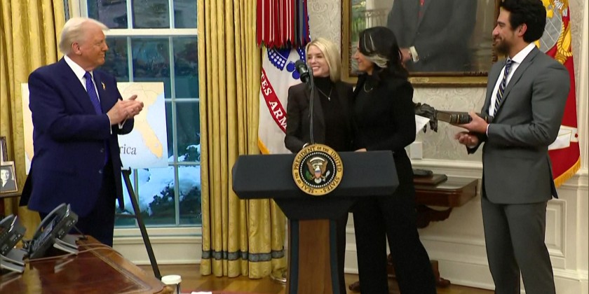 Tulsi Gabbard sworn in as US director of national intelligence ...