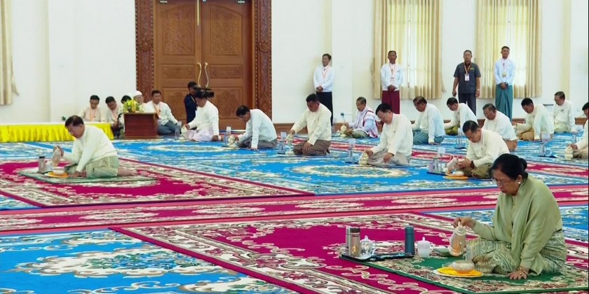 Waso Robe offering ceremony: SAC Chairman and wife offered Waso Robe ...