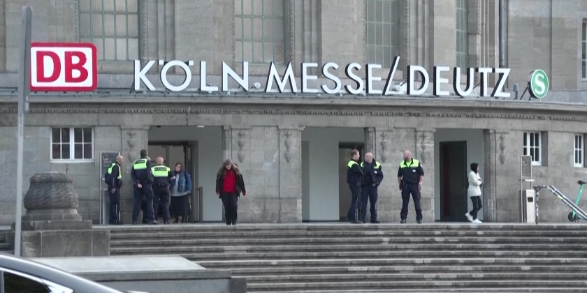 3 World War II bombs found in Cologne, thousands evacuated | Myanmar ...