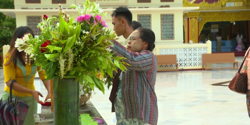 Waso Full Moon Day: Myathalun Pagoda is crowded with pilgrims | Myanmar ...