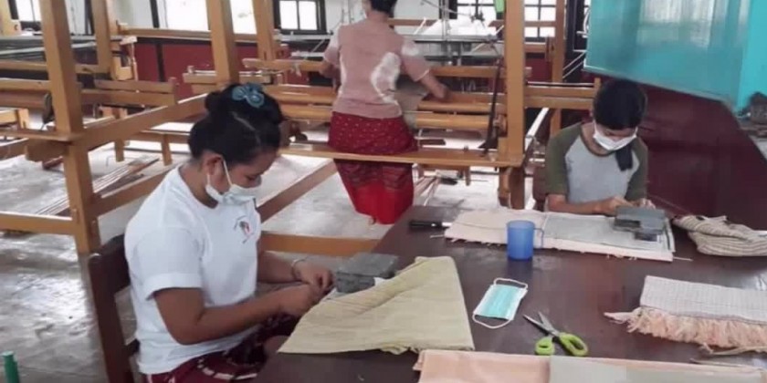 Weaving and Textile Industry: Trainees are being called for next year ...