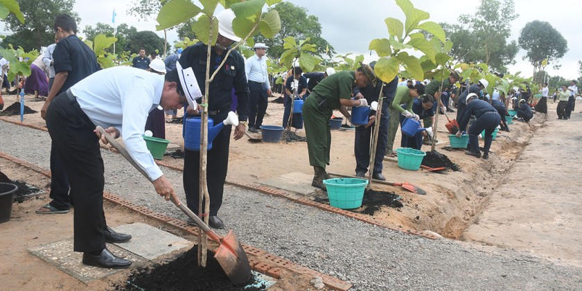 Monsoon Tree Planting Ceremony :Yangon Chief Minister joins the ...