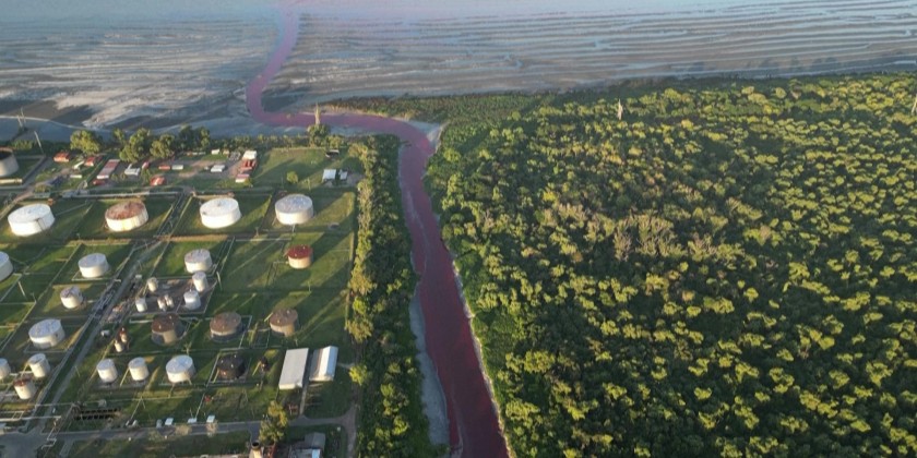 River in Argentina capital turns red, alarming residents | Myanmar ...