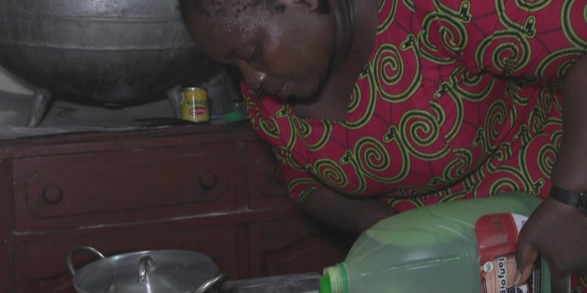 Nigerian households take to biofuel cooking amid a hike in cooking gas ...