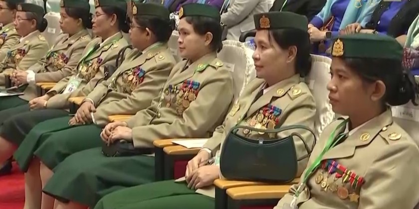 Commissioning Ceremony : Commissioning letter handed to graduate ...