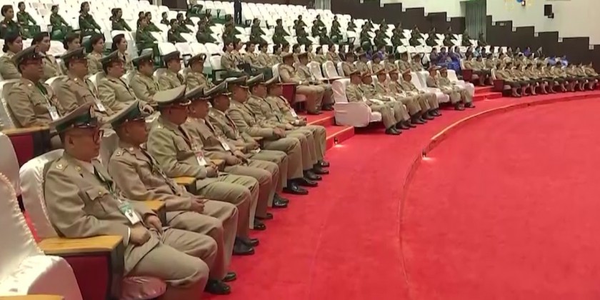 Commissioning Ceremony : Commissioning letter handed to graduate ...