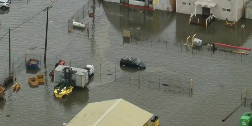 Heavy rain, king tides flood Seattle neighborhoods | Myanmar ...