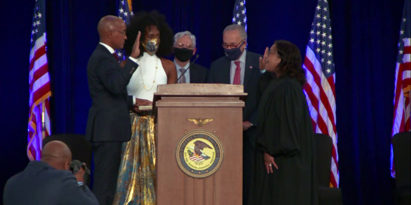 Williams installed as Manhattan's top prosecutor | Myanmar International TV