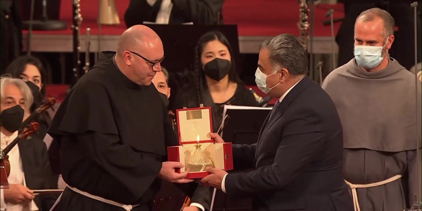 Franciscan monks award UN chief Peace Lamp | Myanmar International TV