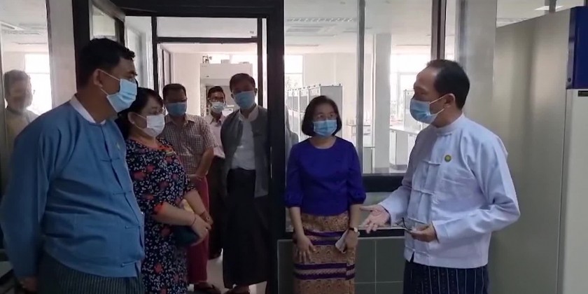 Inspection Tour: Union Minister Inspected Sub Office Of FDA In ...