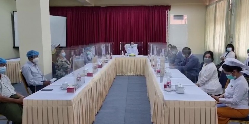 Inspection Tour: Union Minister Inspected Sub Office Of FDA In ...