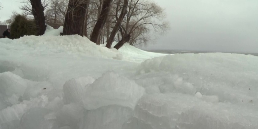 Dramatic scenes of 'ice shoves' in Wisconsin | Myanmar International TV