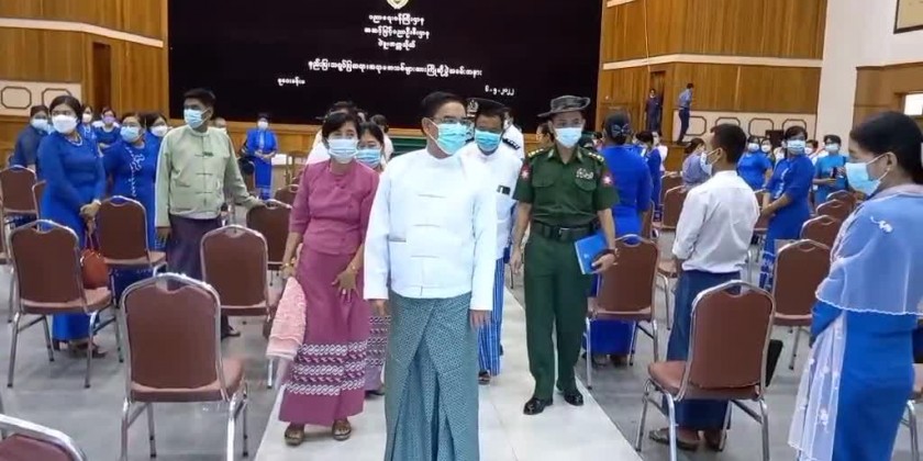 Welcoming Ceremony: Fresher Tutors Welcomed In Bago University ...