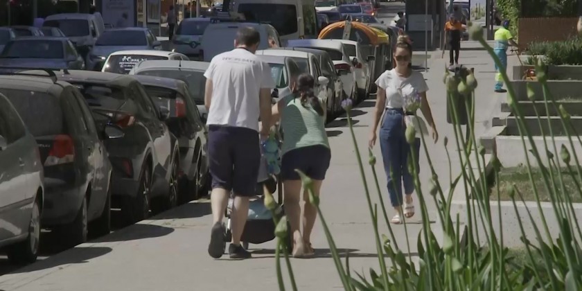 Madrid residents on high temps as heat wave nears | Myanmar ...