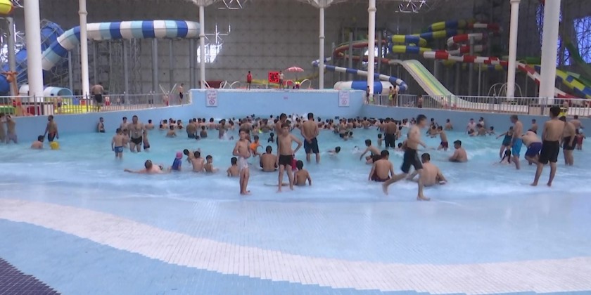 Iraqis try to keep cool in scorching heat wave | Myanmar International TV