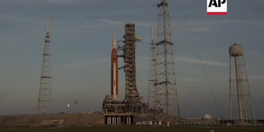 NASA's moon rocket moved to pad for first launch | Myanmar International TV
