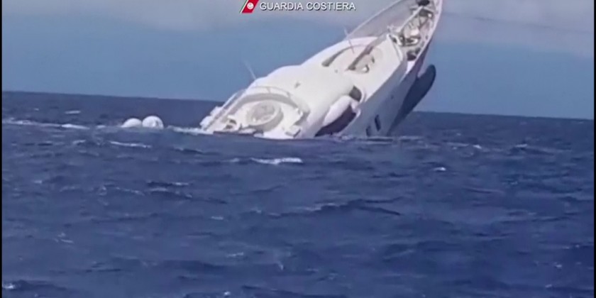 Luxury yacht sinks off Italian coast | Myanmar International TV