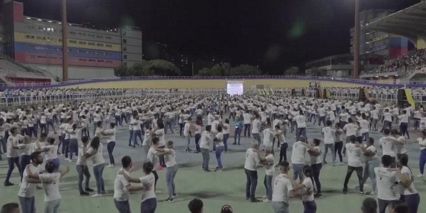 Venezuela salsa dancers in world record attempt | Myanmar International TV